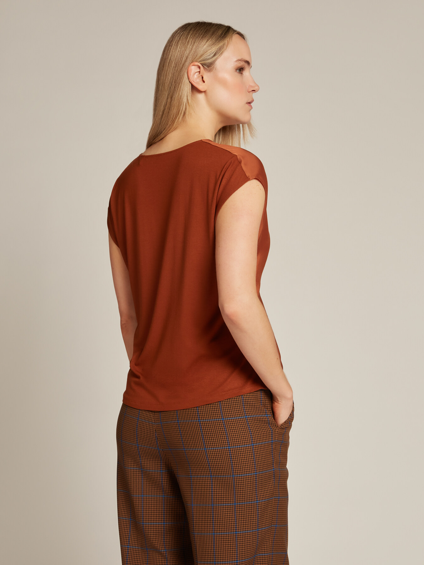 Top de viscosa ECOVERO™ con drapeado